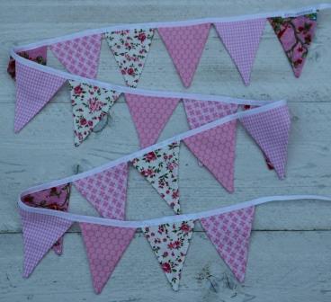 Mini slinger in zachtroze met bloemetjes – Textielfeest